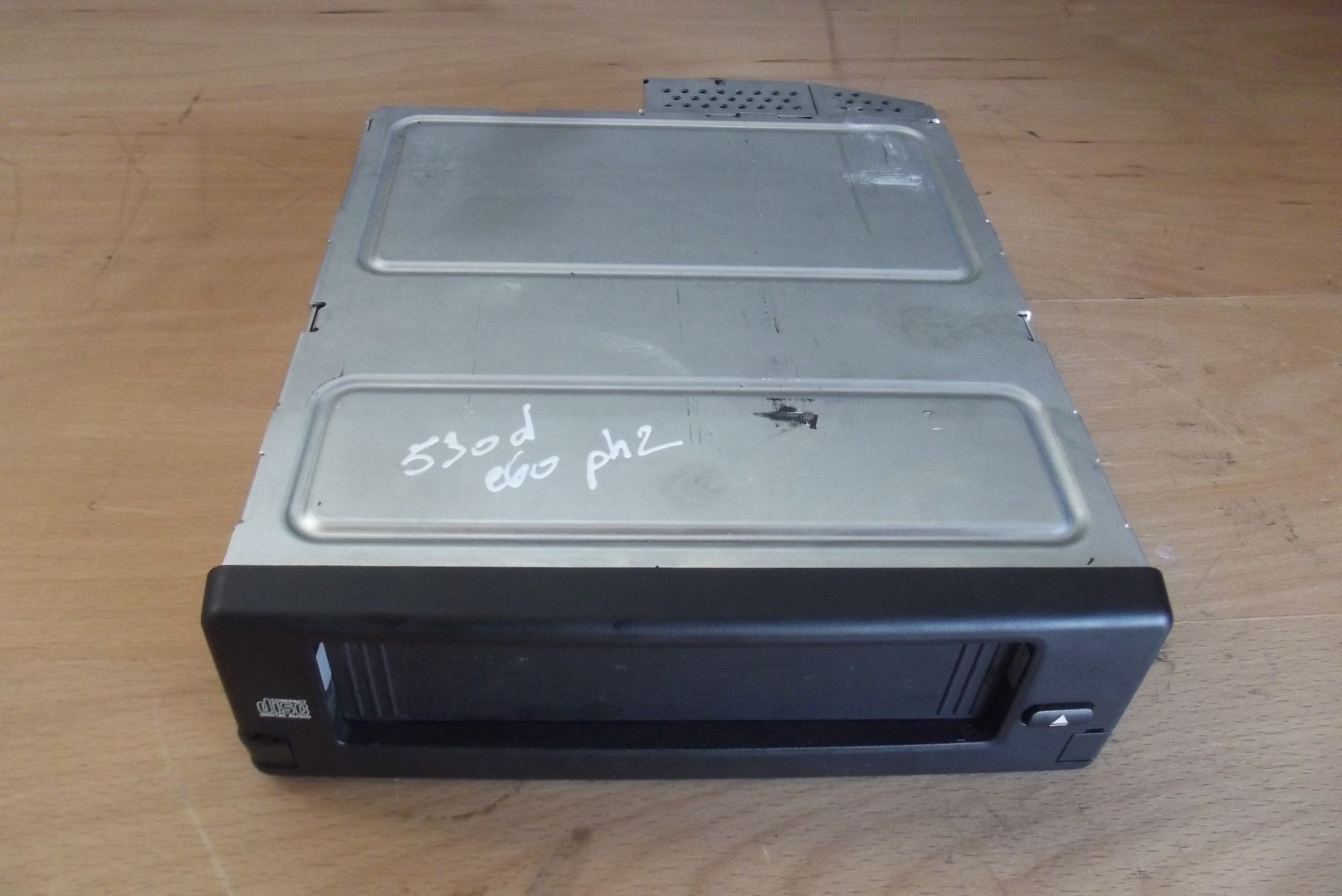 lecteur cd gps de bmw 530d e60 phase 2 - Deutsch Car 27