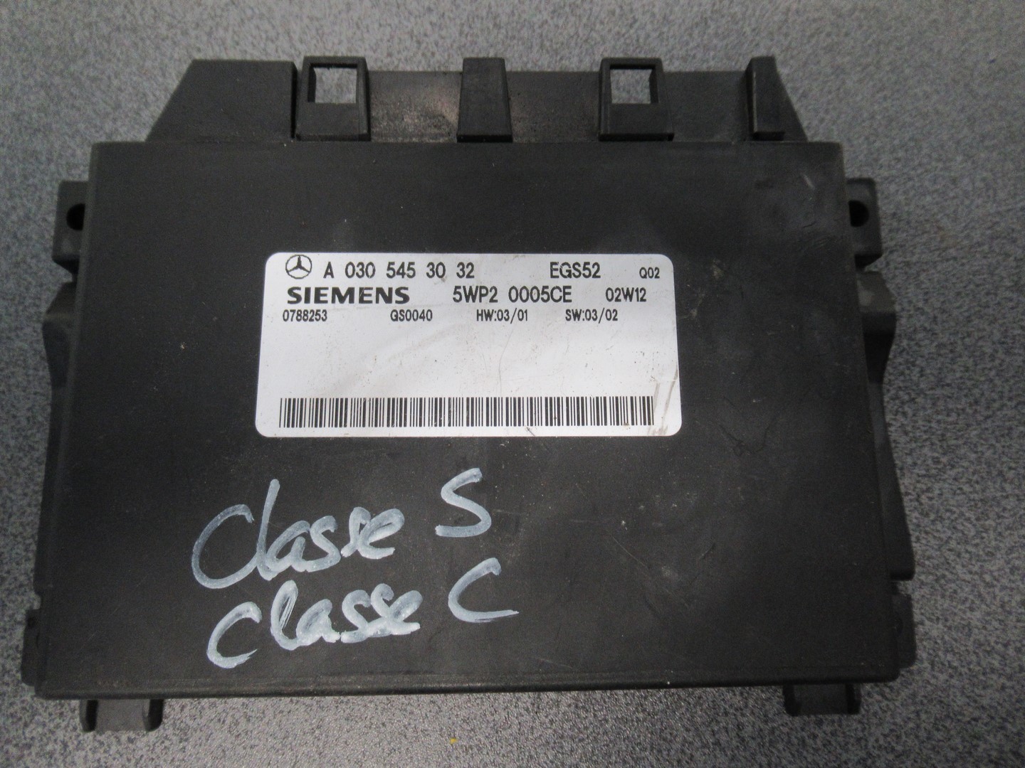 boitier de Mercedes Classe S ou Mercedes Classe C référence A0305453032 ...