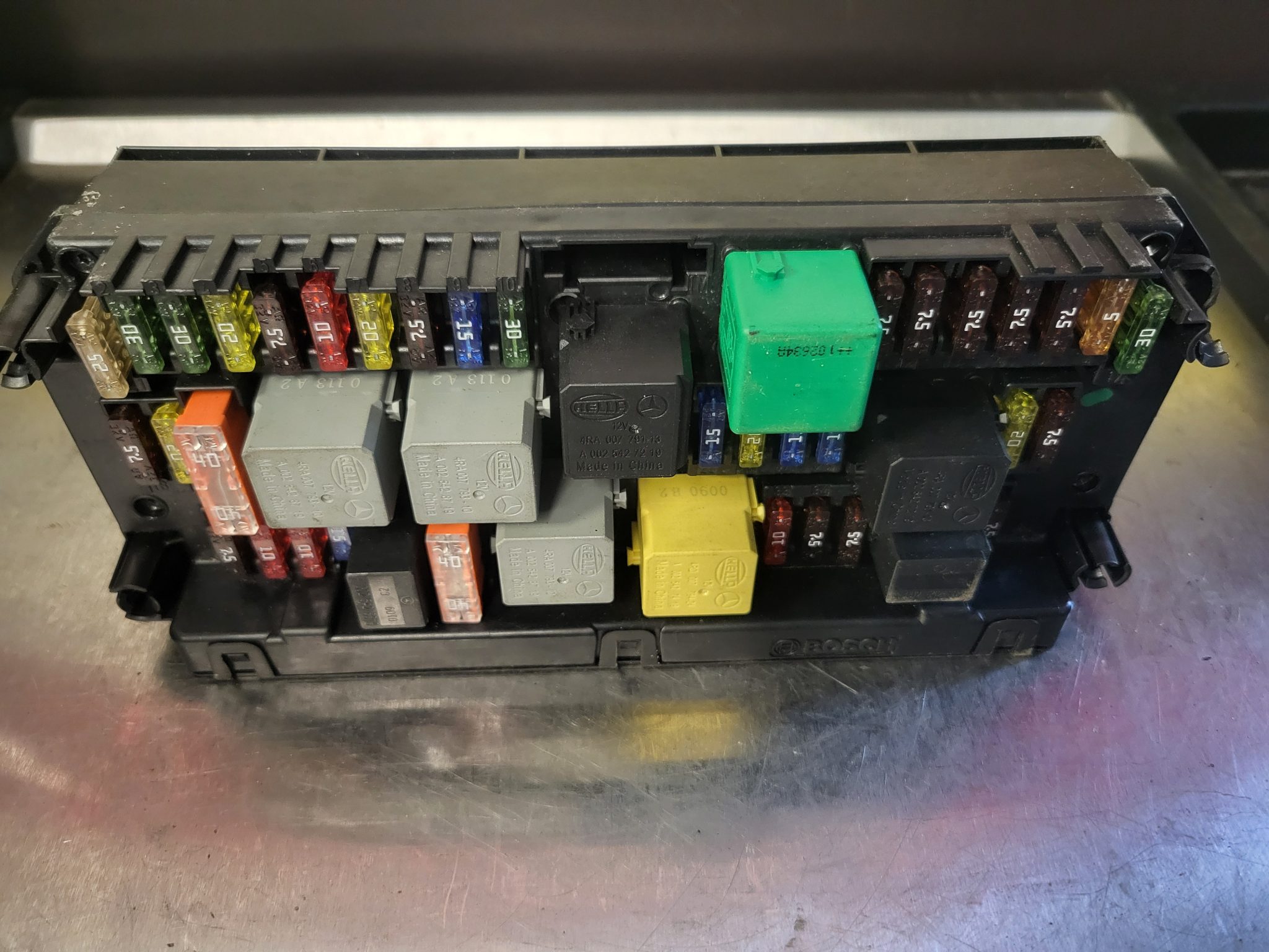 Boite a fusible Mercedes w212 ref a2129008307 - Deutsch Car 27