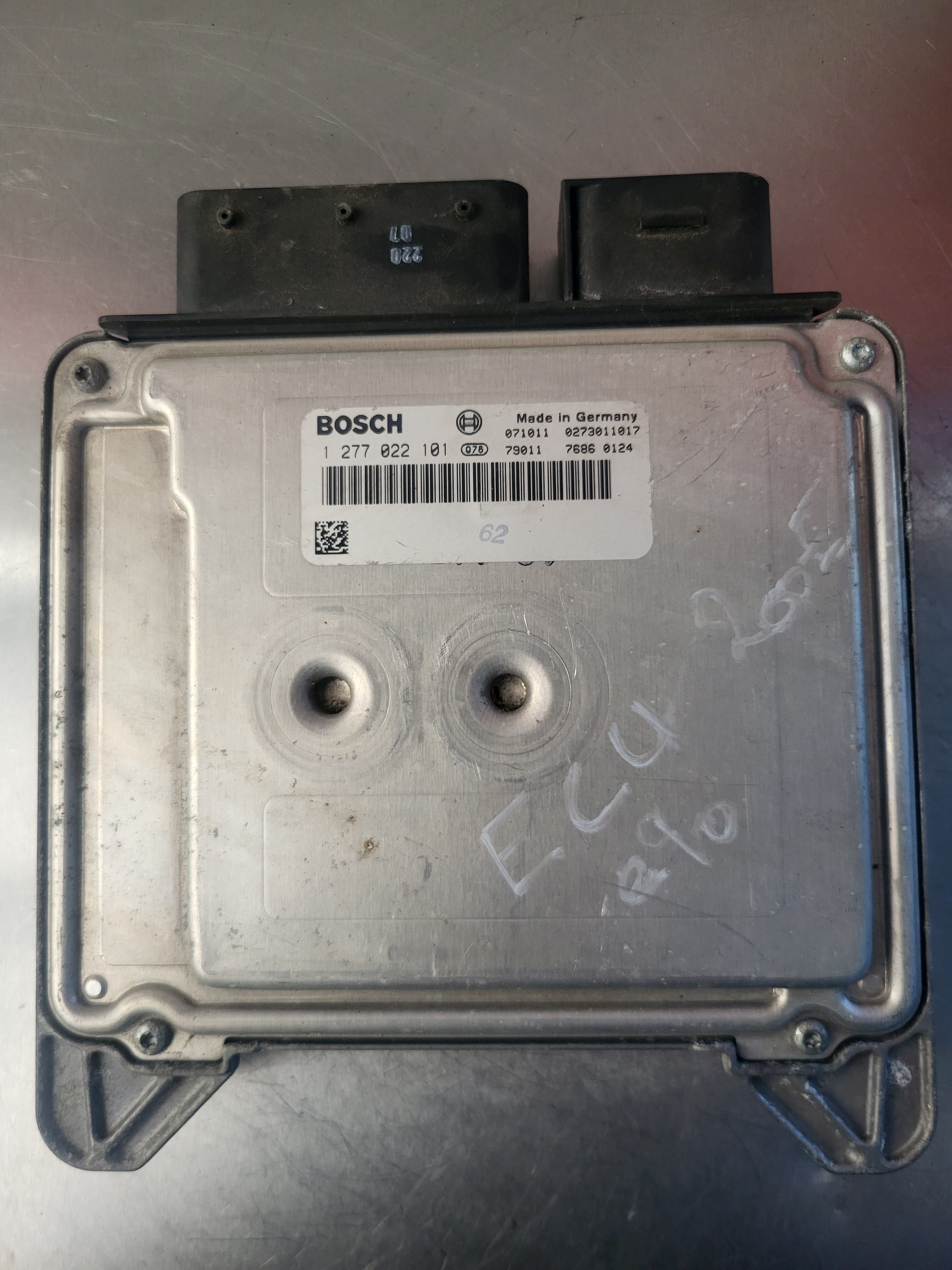 Boîtier ecu bmw e90 1277022101 - Deutsch Car 27
